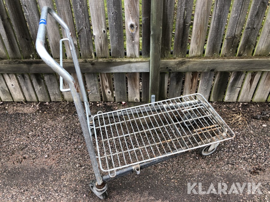 Klaravik Auktioner | Rullvagn