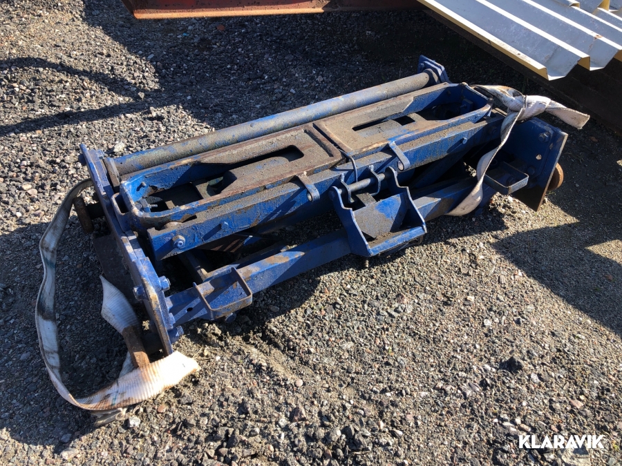 Klaravik Auktioner | Hydraullyft till billyft Nussbaum