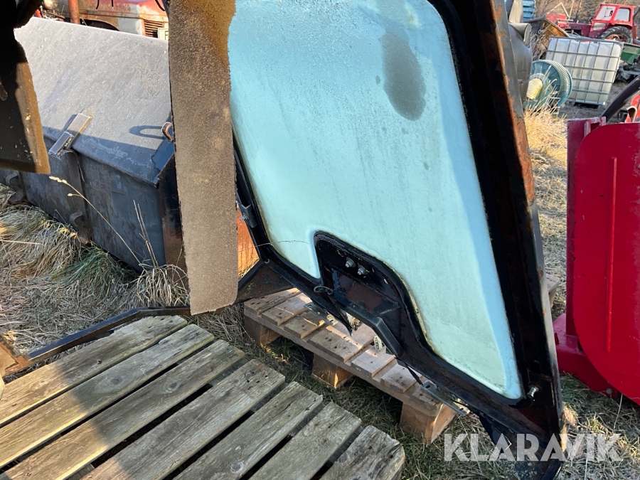 Hytt till redskapsbärare Toro, Ekerö, Klaravik auktioner