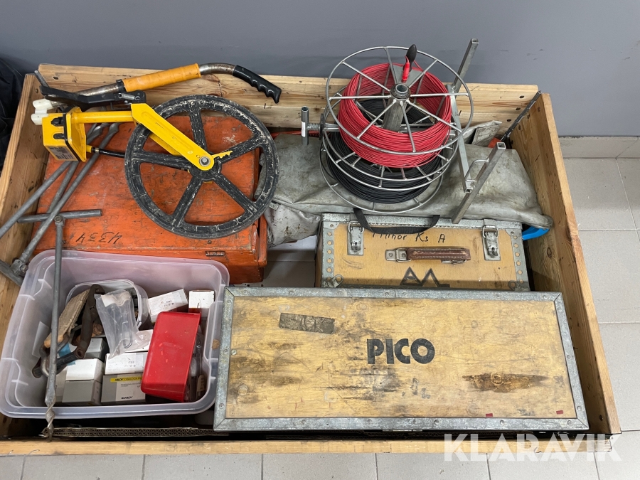 Fiber och koppar tillbehör, Karlstad, Klaravik auktioner