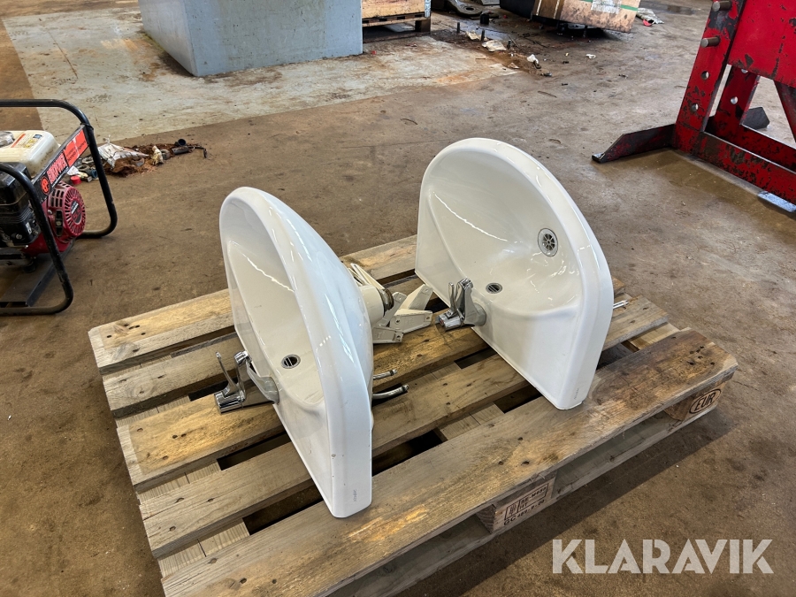 Handfat 2 st, Halmstad, Klaravik auktioner