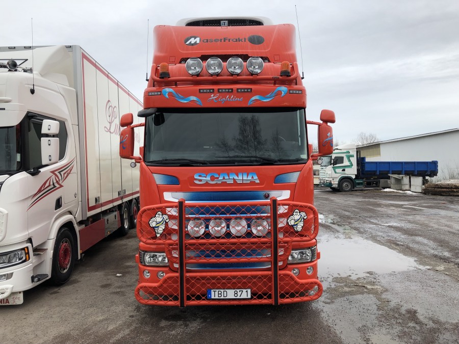 Lastbil Scania med kylaggregat