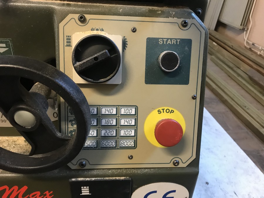 Klaravik Auktioner | Klyvsåg Samco Minimax ST3