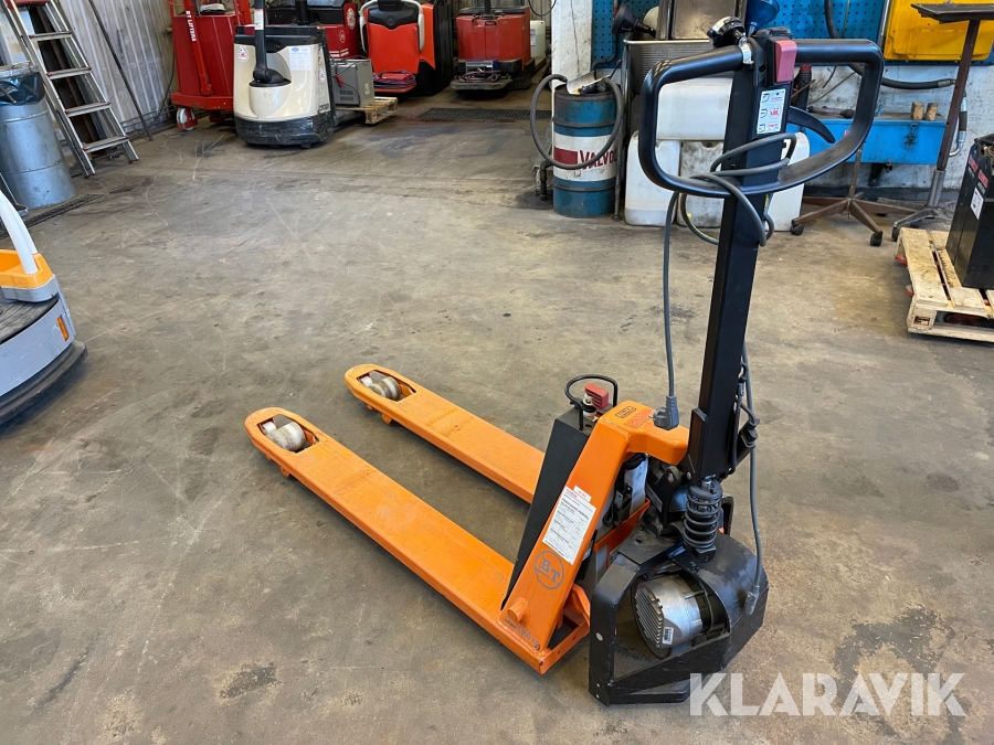 Klaravik Auktioner | Eldriven pallvagn BT LHT100