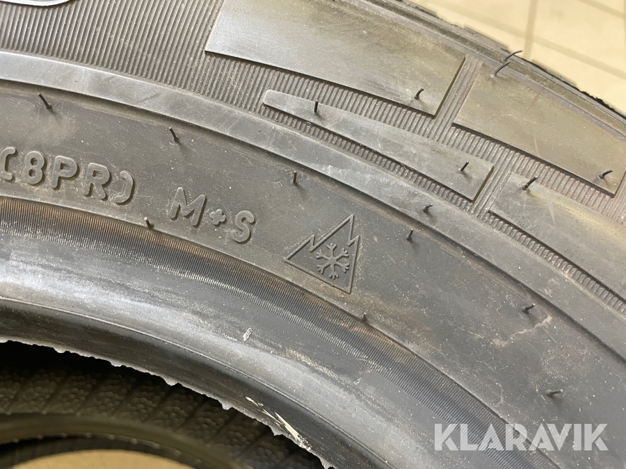 Däck Pirelli, Bridgestone, Goodyear 225/70 R15 C, 225/70 R1