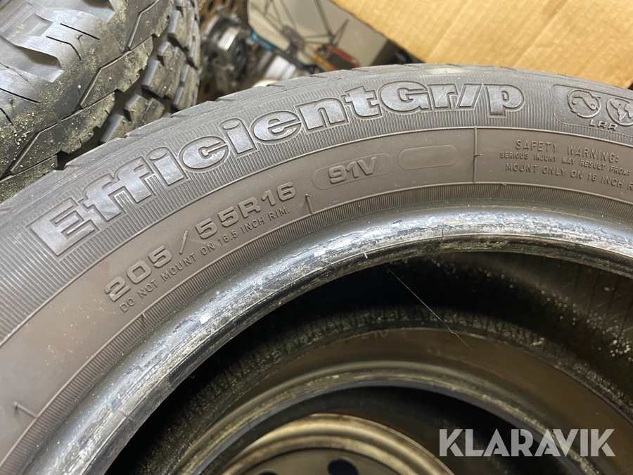 Däck Pirelli, Bridgestone, Goodyear 225/70 R15 C, 225/70 R1