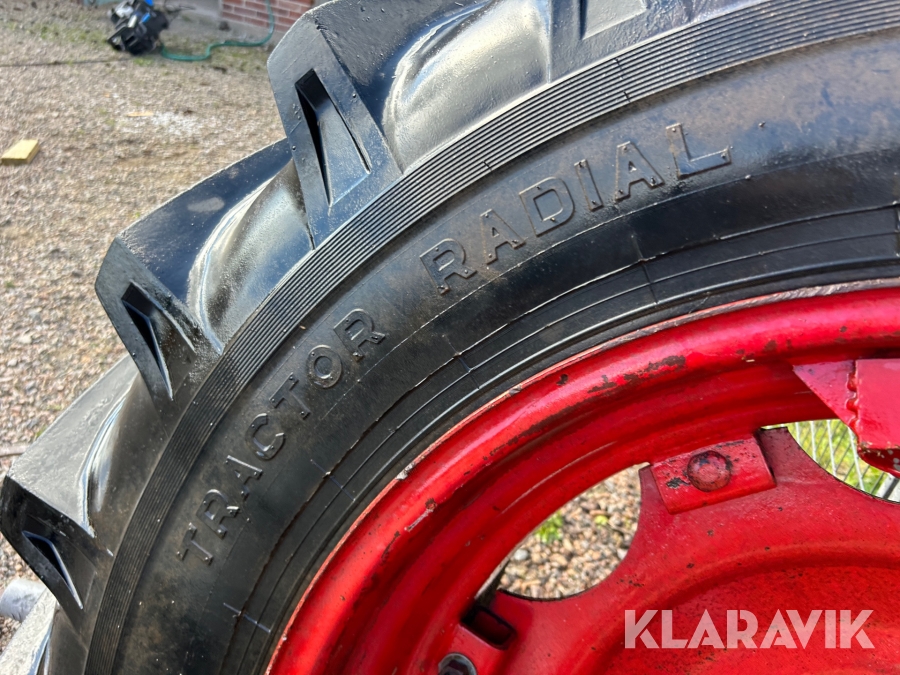 Traktordäck på fälg Nokia Tractor radial, Laholm, Klaravik