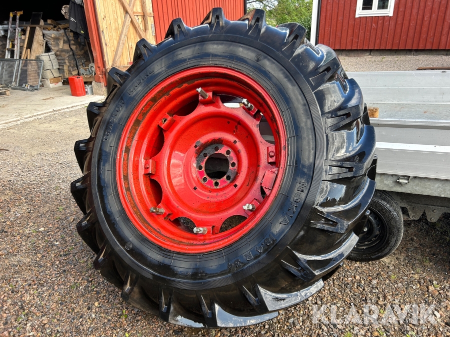 Traktordäck på fälg Nokia Tractor radial, Laholm, Klaravik