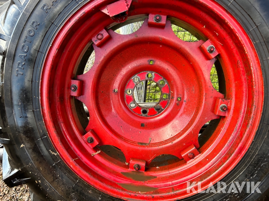 Traktordäck på fälg Nokia Tractor radial, Laholm, Klaravik