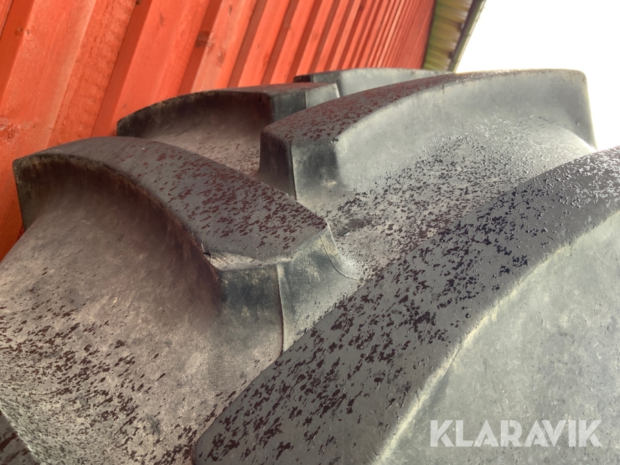 Traktordäck Continental 600/65 R38, 480/65 R28, Alingsås, Kl
