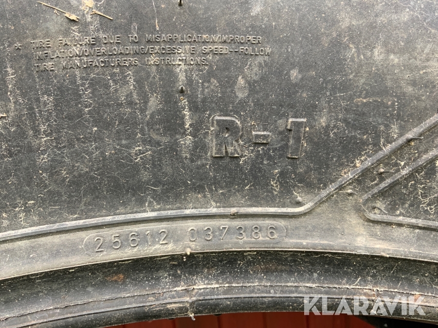 Traktordäck Continental 600/65 R38, 480/65 R28, Alingsås, Kl