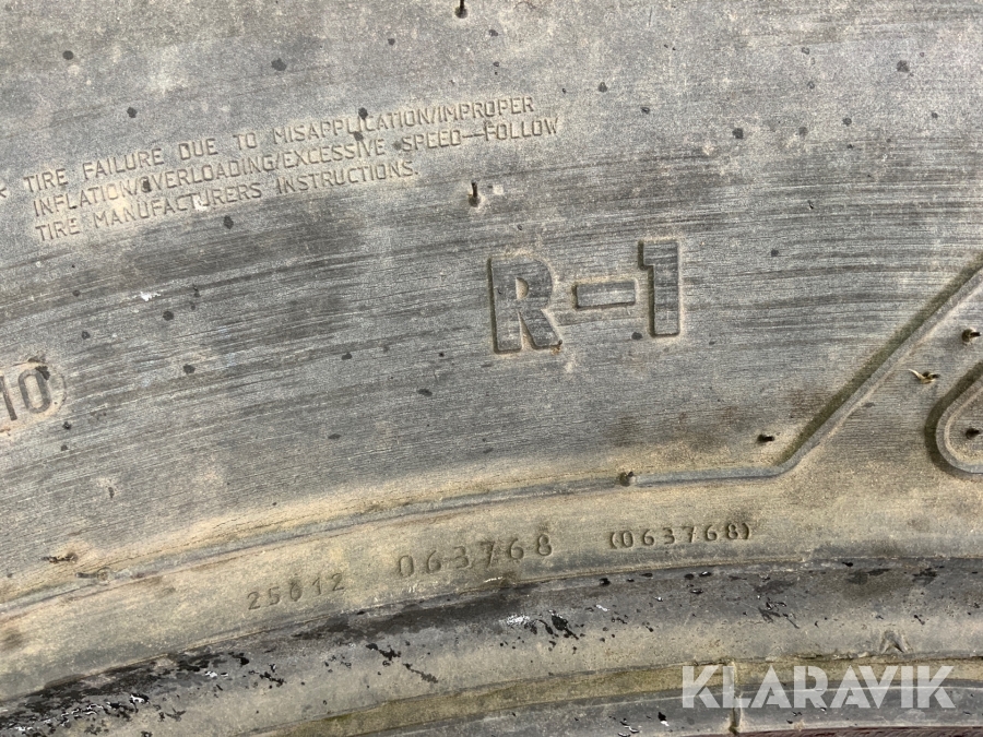 Traktordäck Continental 600/65 R38, 480/65 R28, Alingsås, Kl