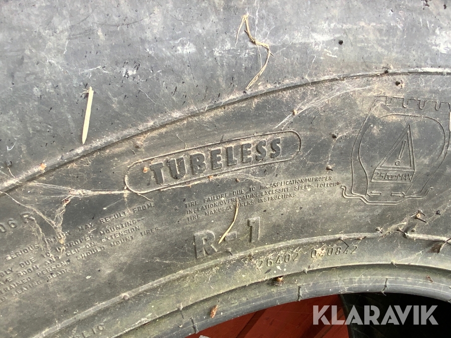 Traktordäck Continental 600/65 R38, 480/65 R28, Alingsås, Kl