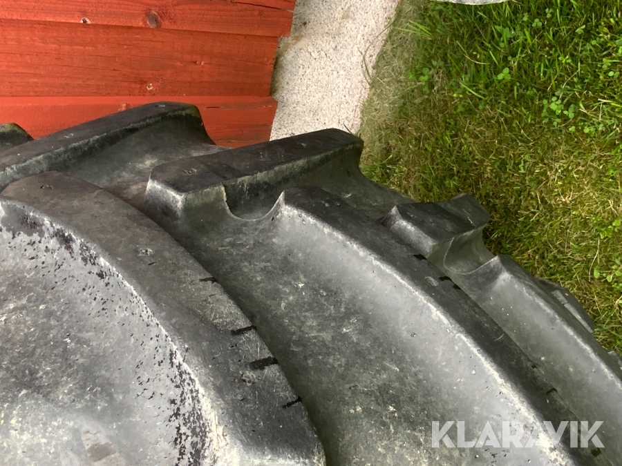Traktordäck Continental 600/65 R38, 480/65 R28, Alingsås, Kl