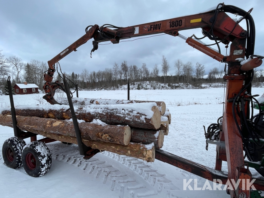 Skogskran med kärra FMV 1800, Uppsala, Klaravik auktioner