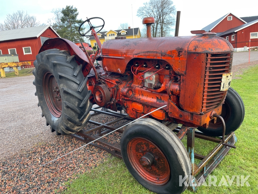 Veterantraktor Case DEX, Vänersborg, Klaravik auktioner
