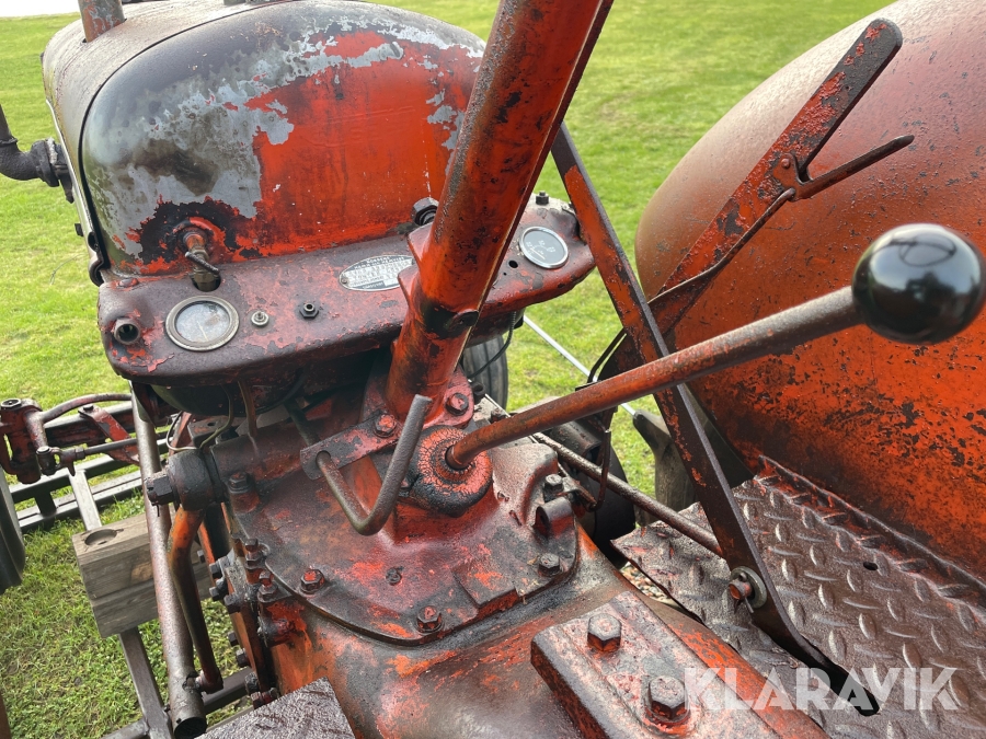 Veterantraktor Case DEX, Vänersborg, Klaravik auktioner