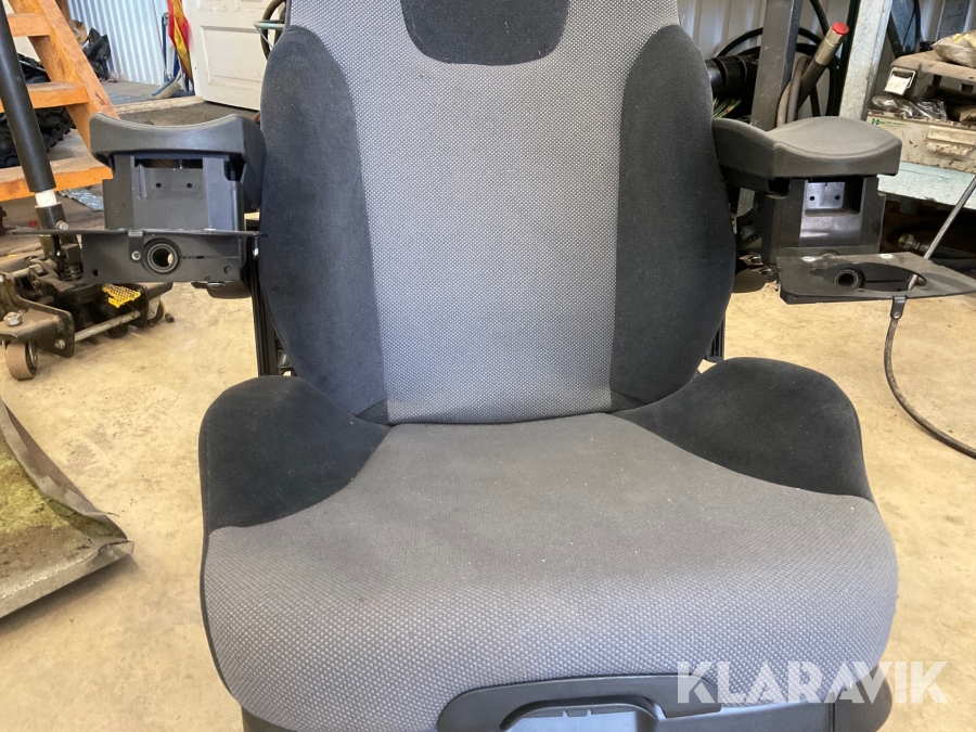 Stol Be-Ge, Malung-Sälen, Klaravik auktioner