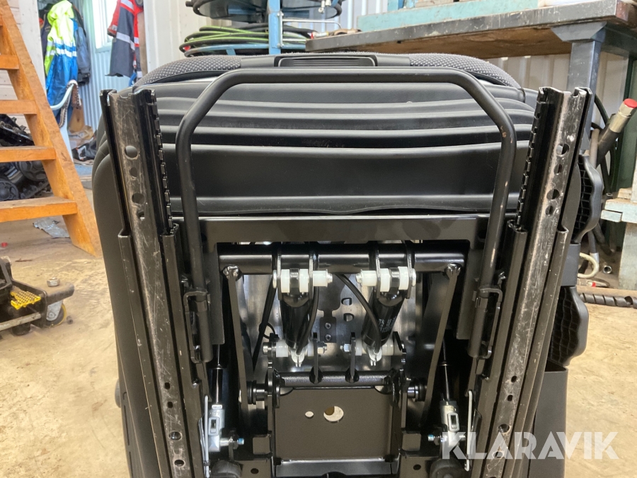 Stol Be-Ge, Malung-Sälen, Klaravik auktioner