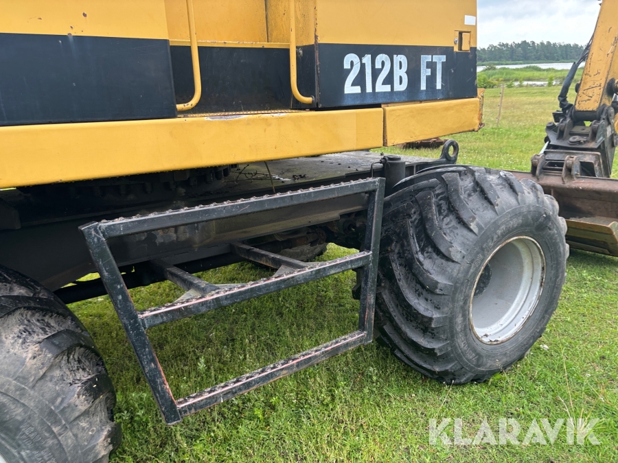 Grävmaskin CAT 212B FT, Mönsterås, Klaravik auktioner