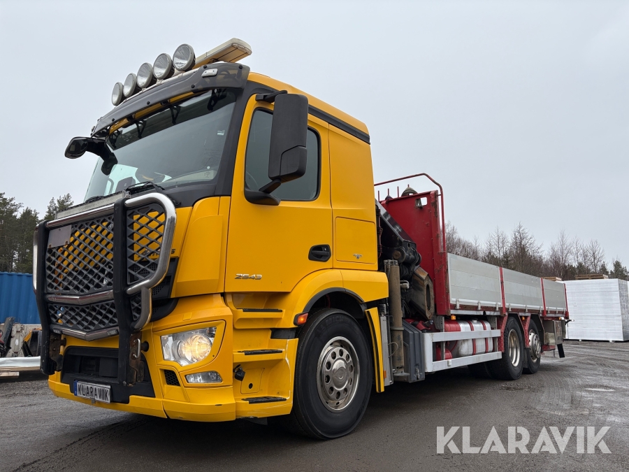 Kranbil lastbil Mercedes-Benz Actros, Vallentuna, Klaravik a