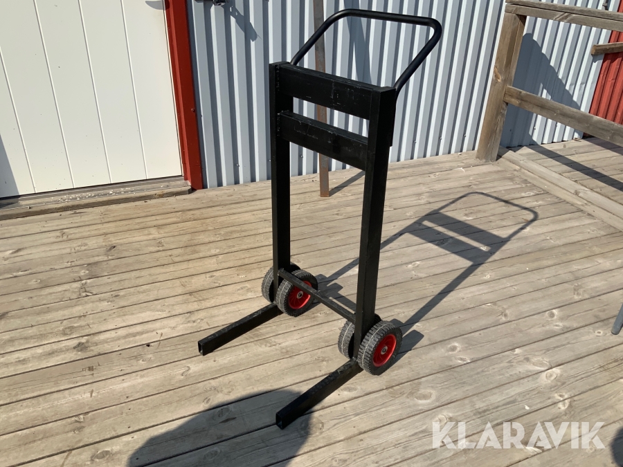 Vagn till båtmotor 1st, Strängnäs, Klaravik auktioner