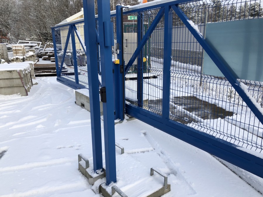 Klaravik Auktioner | Mobil Fordonsgrind