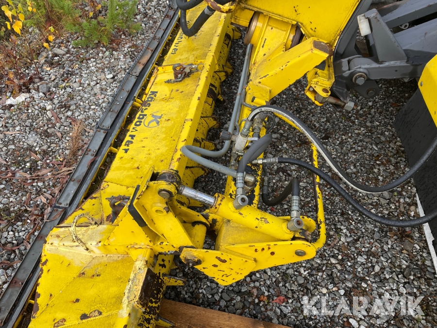 Pistmaskin Pistenbully PB 200D, Östersund, Klaravik auktione