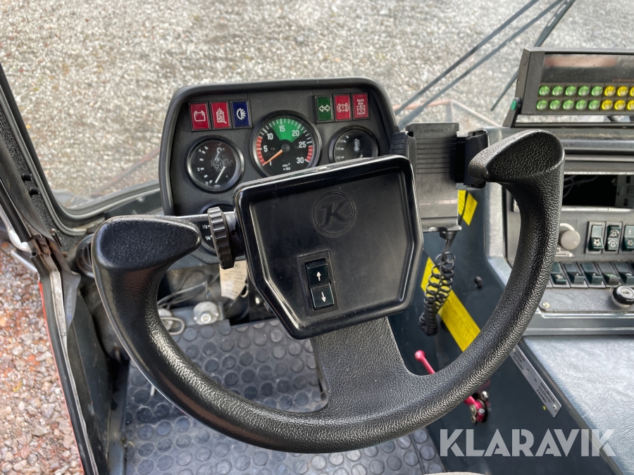 Pistmaskin Pistenbully PB 200D, Östersund, Klaravik auktione