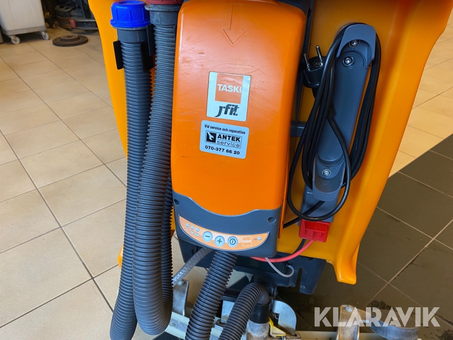 Klaravik Auktioner | Skurmaskin Taski swingo 1255B