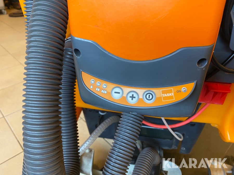 Klaravik Auktioner | Skurmaskin Taski swingo 1255B