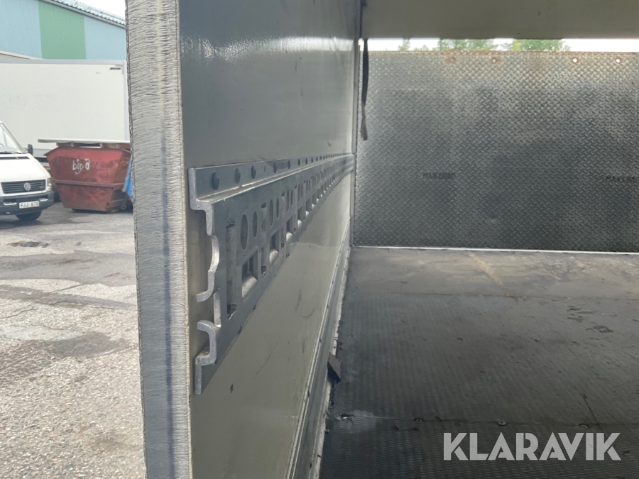 Lastbil Volvo FLC, Luleå, Klaravik auktioner