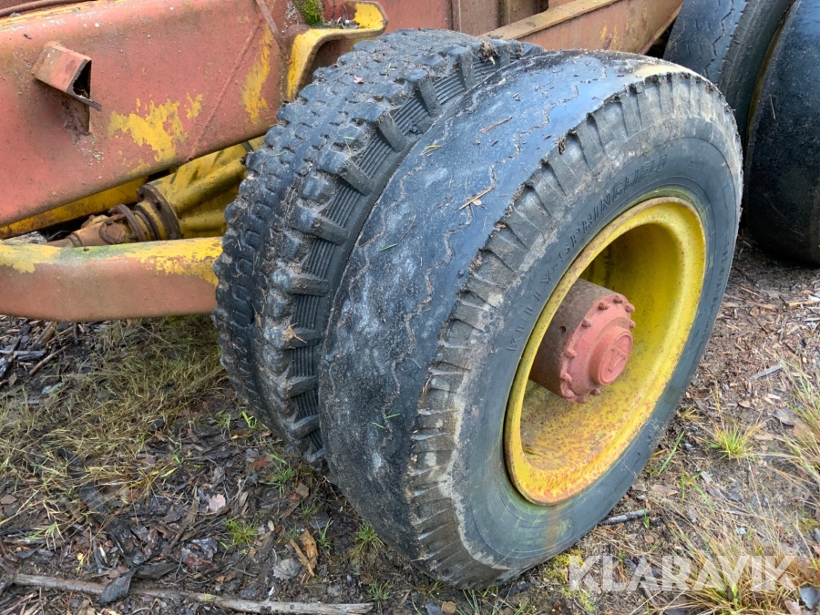 Timmersläp Livab, Töreboda, Klaravik auktioner