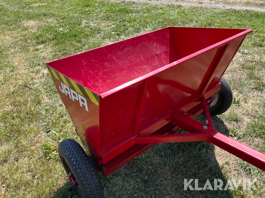 Redskapsbärare Rondo K333, Linköping, Klaravik auktioner