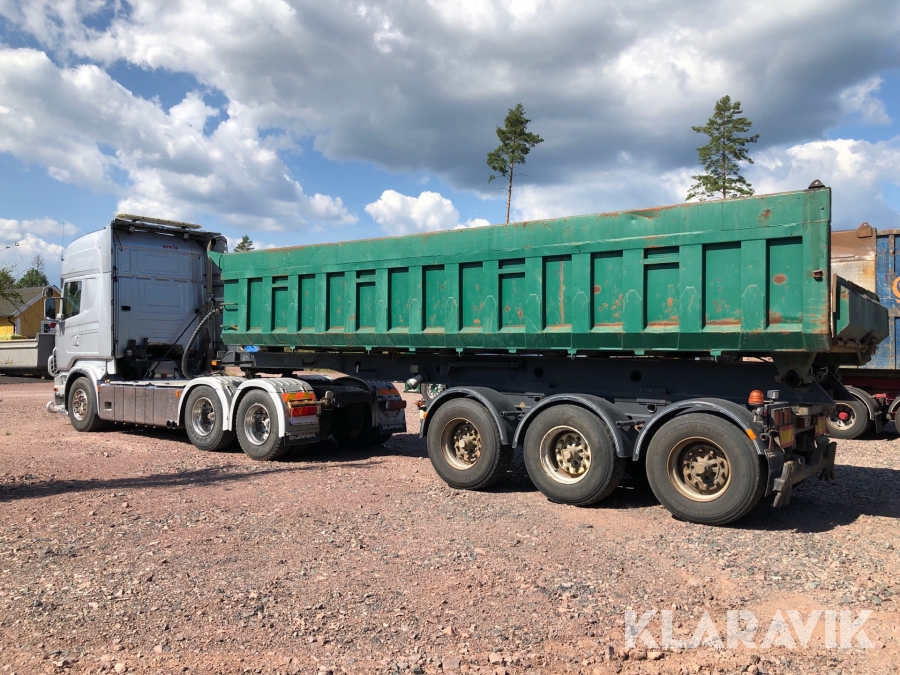 Lastbil Scania R500 Dragbil med trailer och grusflak samt asfaltflak