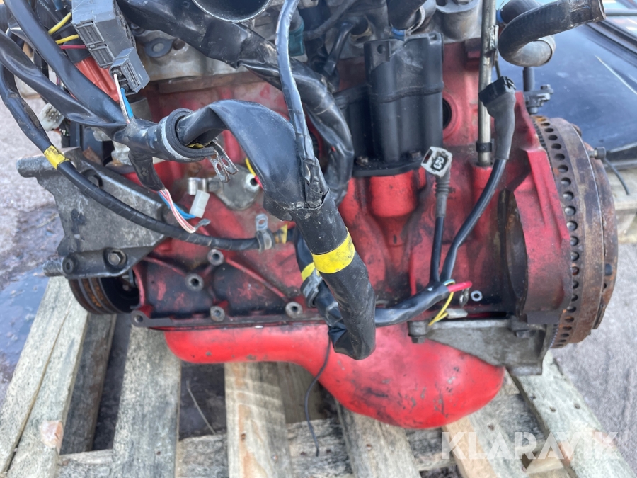 Motor & Delar Volvo 240GL & B230F, Avesta, Klaravik auktione