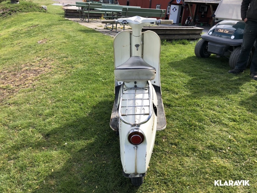 Klaravik Auktioner | Moped Monark scooter