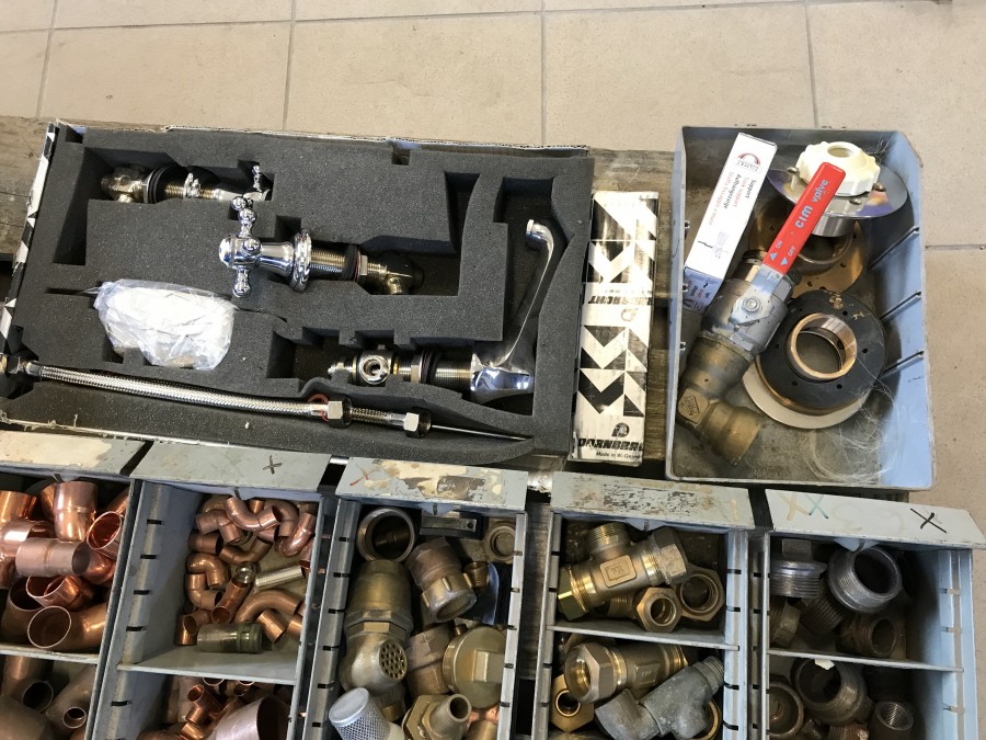 Klaravik Auktioner | Diverse VVS Delar