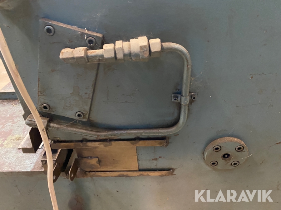 Klaravik Auktioner | Plåtsax Eclair