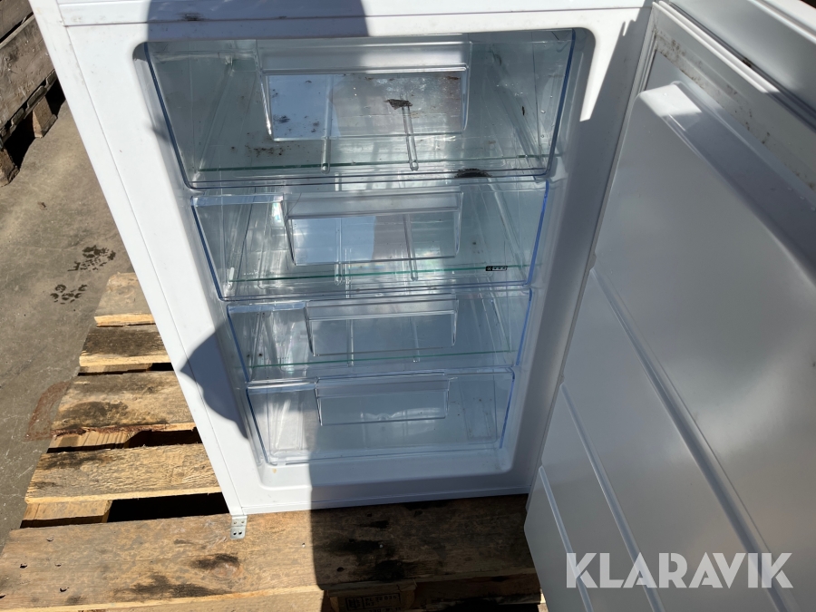 Frys för inbyggnad, Upplands Väsby, Klaravik auktioner