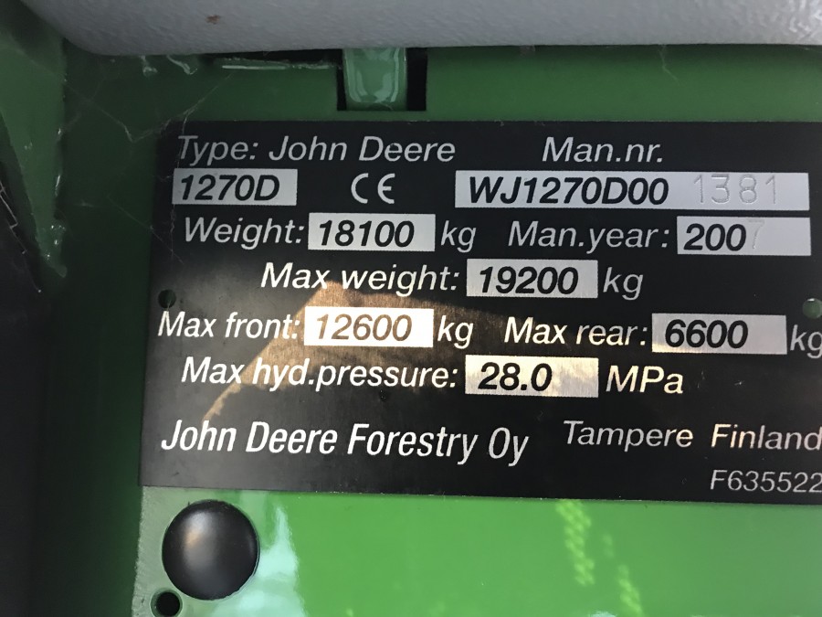 Skördare John Deere 1270D