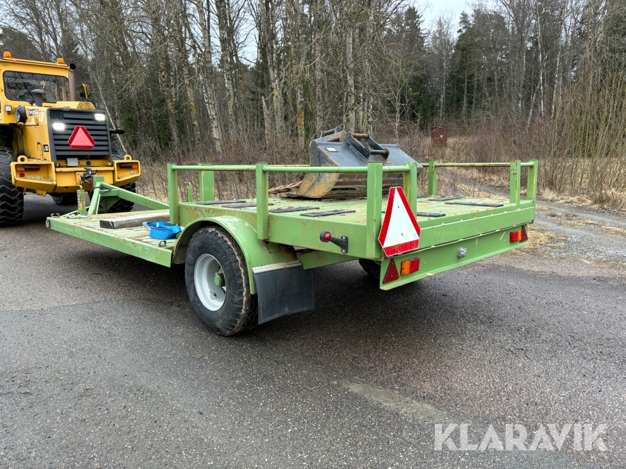 Maskintrailer, Vara, Klaravik auktioner
