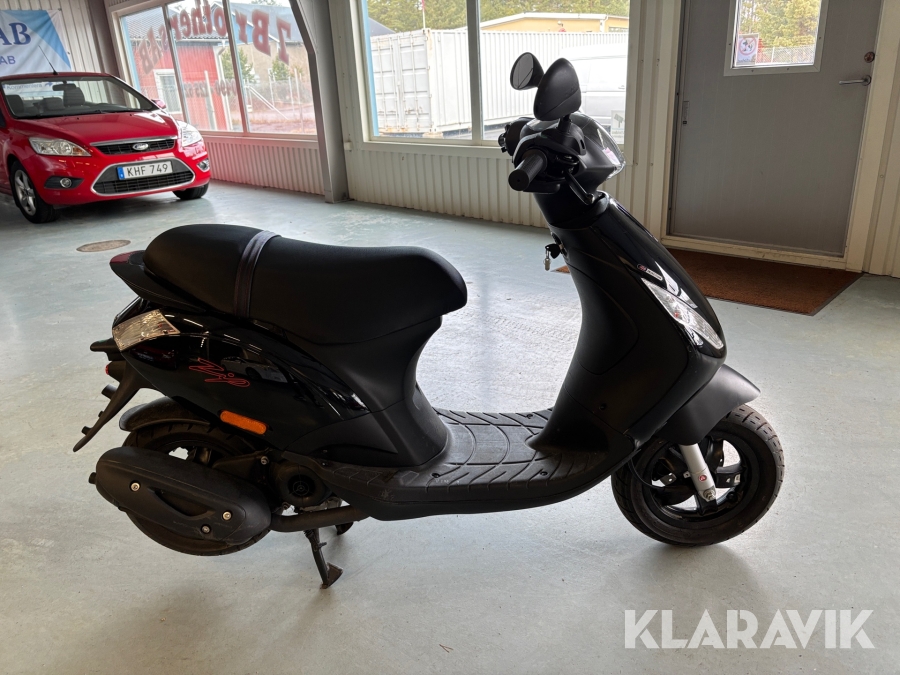 Moped Piaggio Zip, Västervik, Klaravik auktioner