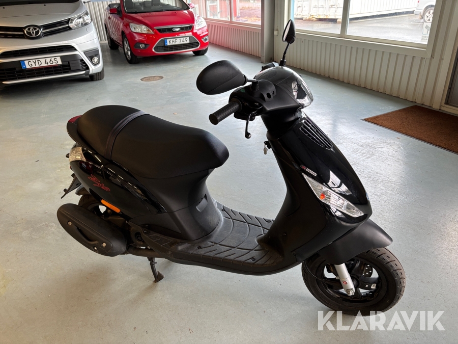 Moped Piaggio Zip, Västervik, Klaravik auktioner