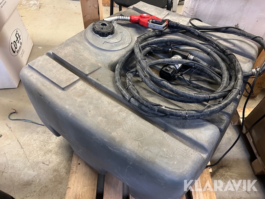 Dieseltank 300 Liter, Gävle, Klaravik auktioner