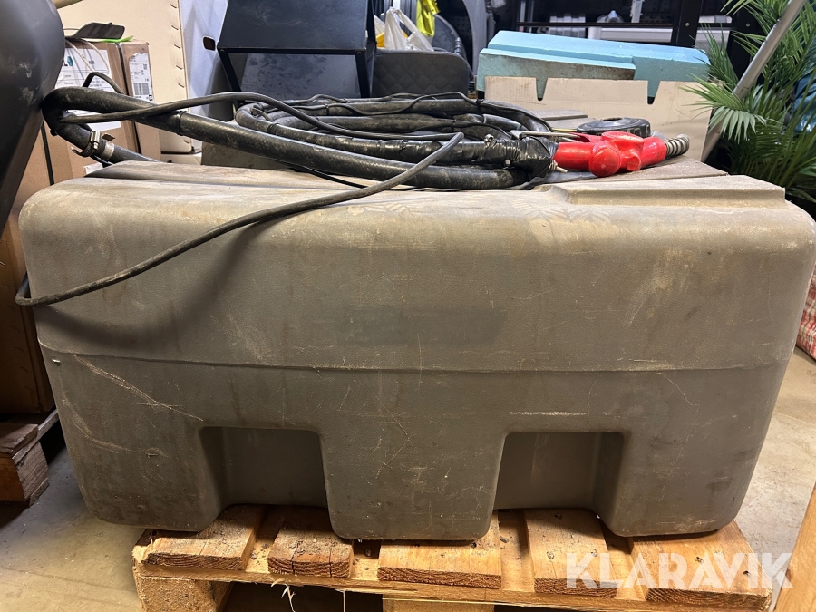 Dieseltank 300 Liter, Gävle, Klaravik auktioner