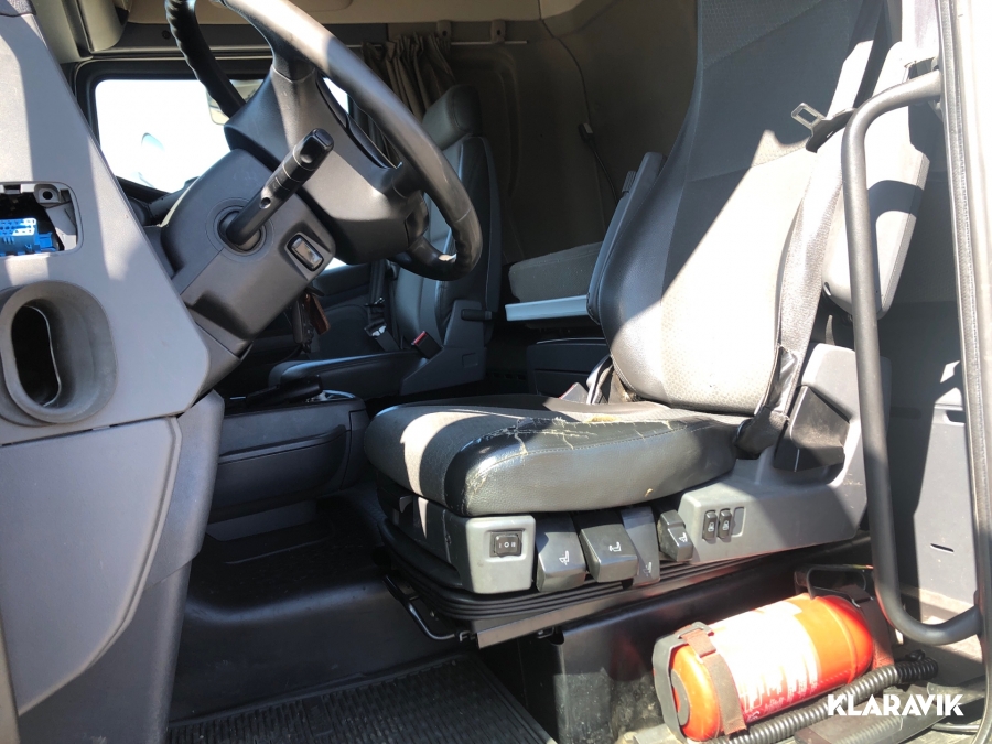 Lastbil Scania R400 för ISO container