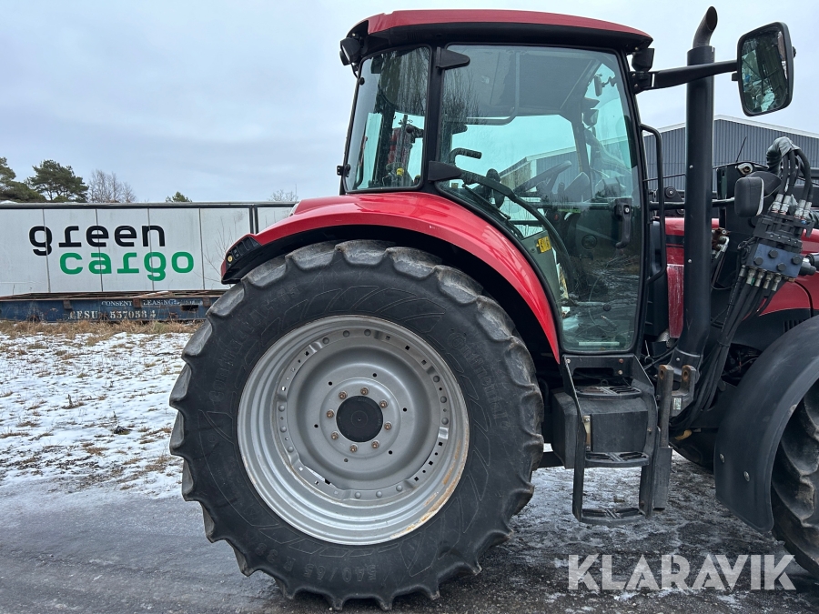Traktor Case Farmall 115 U Pro, Tjörn, Klaravik auktioner