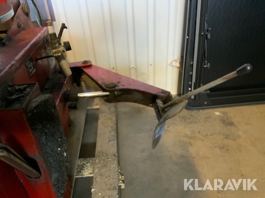 Däckkrängare för personbilsdäck Corghi Artiglio A 2002,