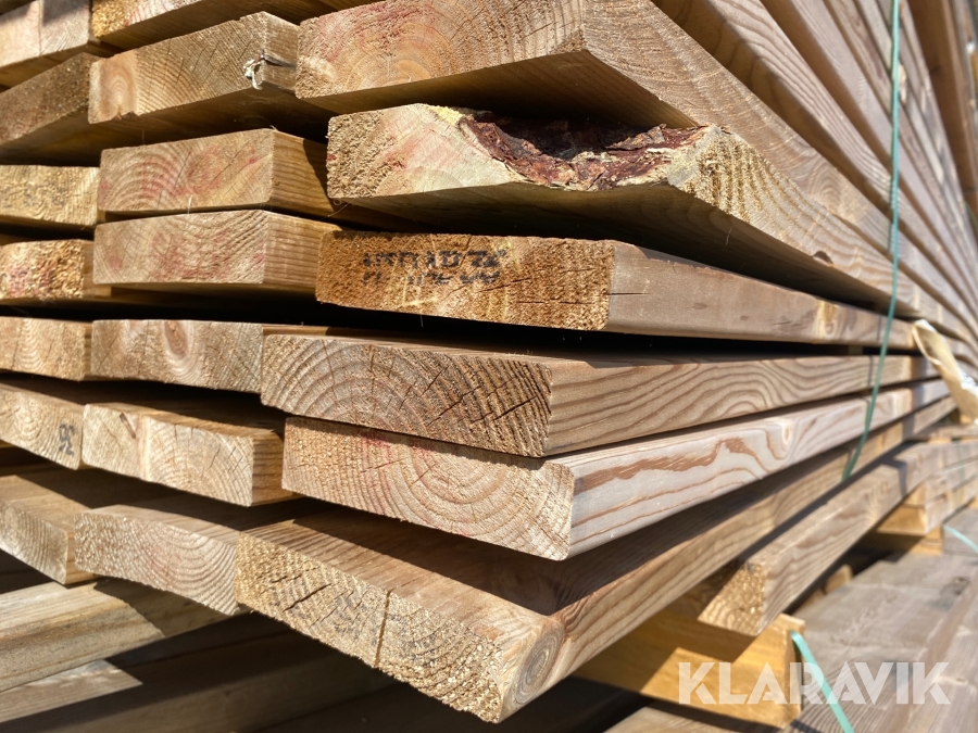 Klaravik Auktioner | Trallvirke 28x120 108st